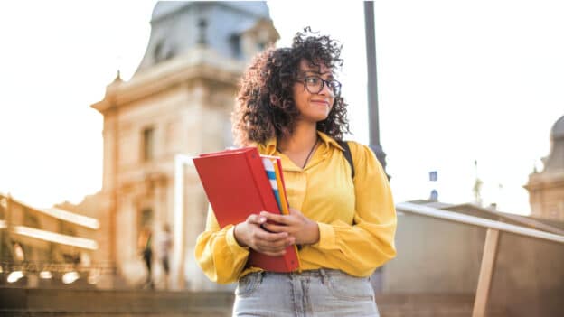 The Ultimate Guide to Balancing Personal Finances and College for First ...